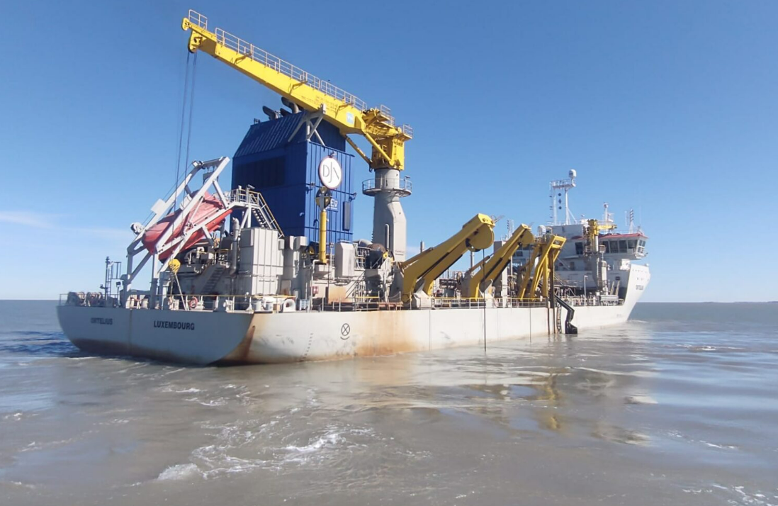 Importancia de las dragas portuarias.